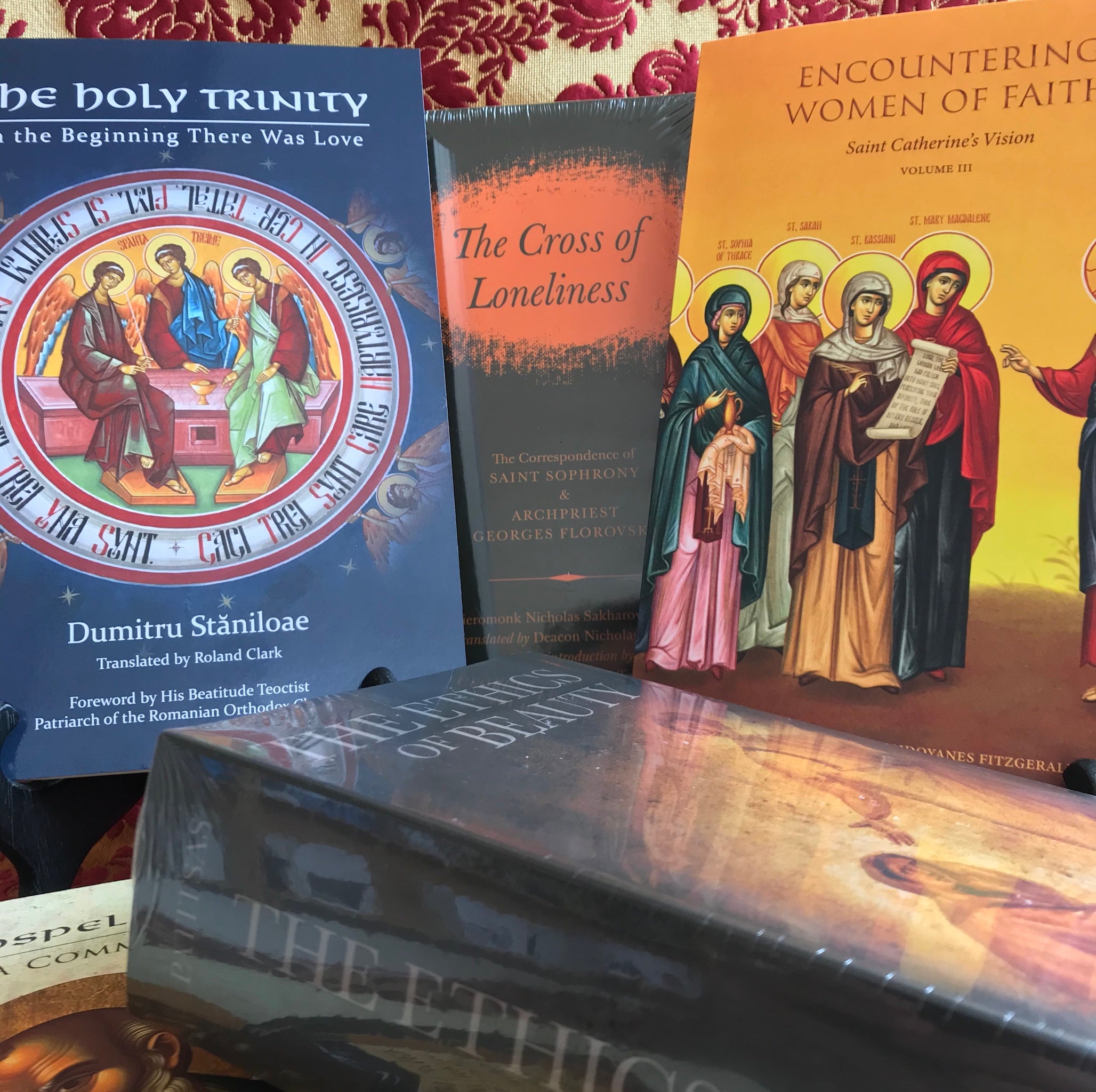 Collections – Holy Cross Bookstore